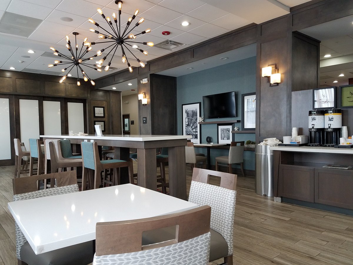 Hampton Inn Dearborn, MI - Bacall Development